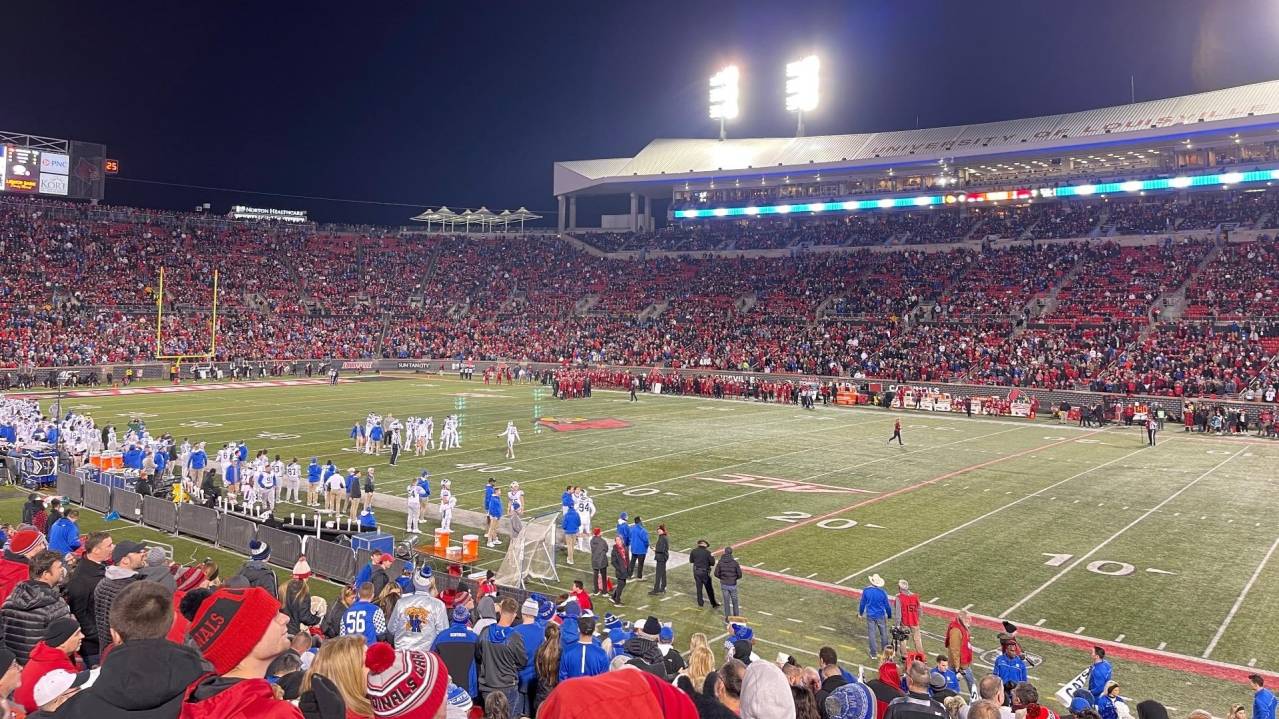 Field (100 Level) | Louisville Cardinals Football vs Boston College ...