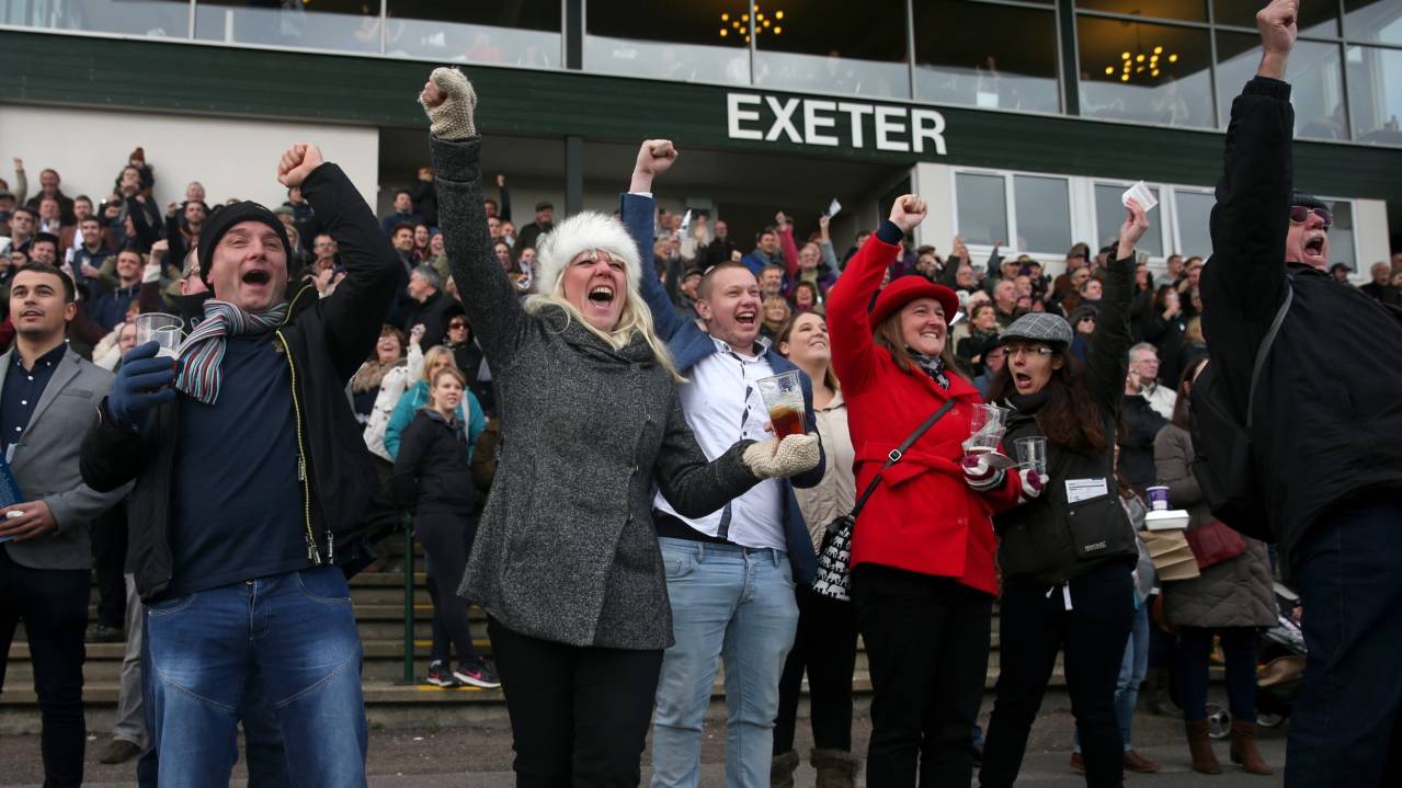 The Haldon Premier Stand | Festive Fizz Friday | 5 Dec 2025 | Exeter ...
