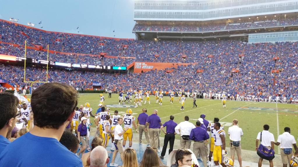 Field Level | Florida Gators Football vs South Florida Bulls Football ...