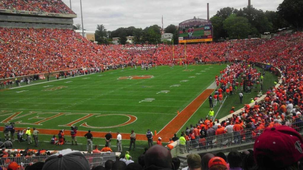 Field Level (Sections AA-Y) | Clemson Tigers Football vs LSU Tigers ...