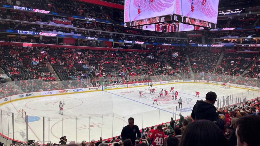 Lower (100 Level) | Detroit Red Wings vs Dallas Stars | 23 Dec 2025 | Little Caesars Arena | Koobit