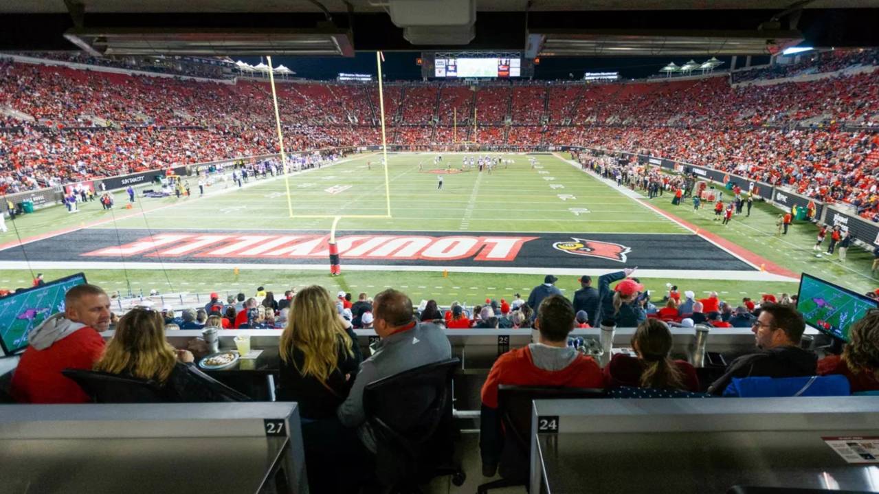 Premium Boxes | Louisville Cardinals Football vs Georgia Tech Yellow ...