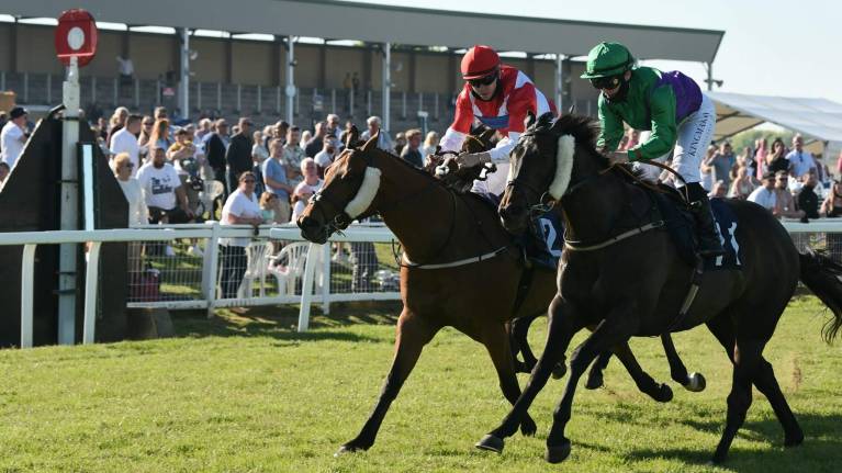 Great Yarmouth Racecourse Events & Tickets 2024-25 - Great Yarmouth ...